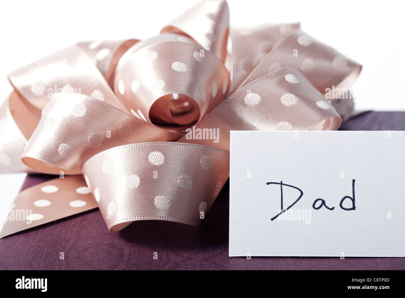 Gift card bow hi-res stock photography and images - Alamy