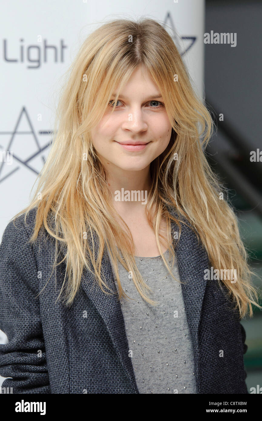 Clemence Poesy Hair