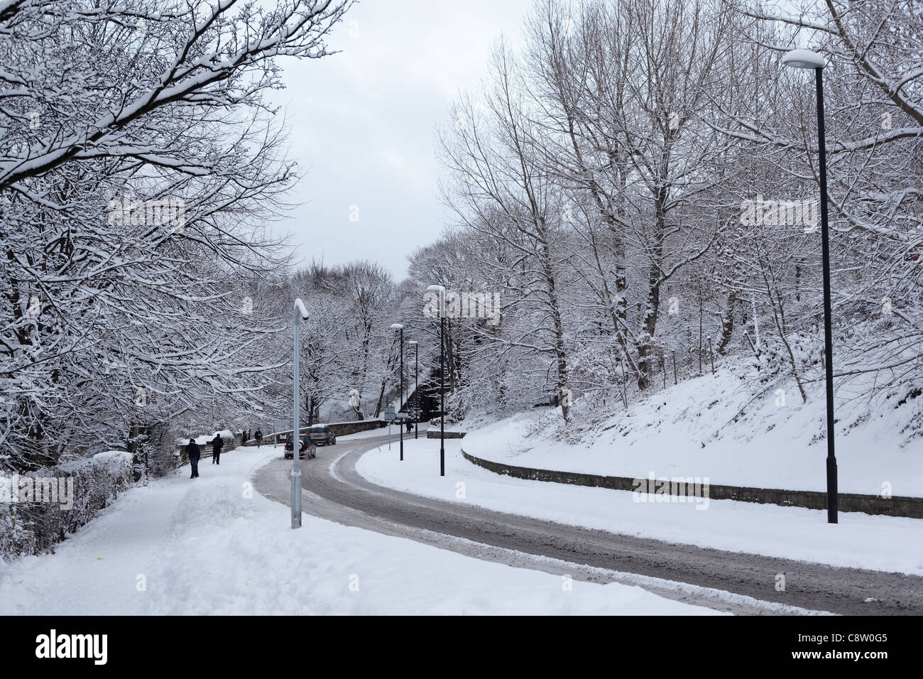 Leeds snow hi-res stock photography and images - Alamy