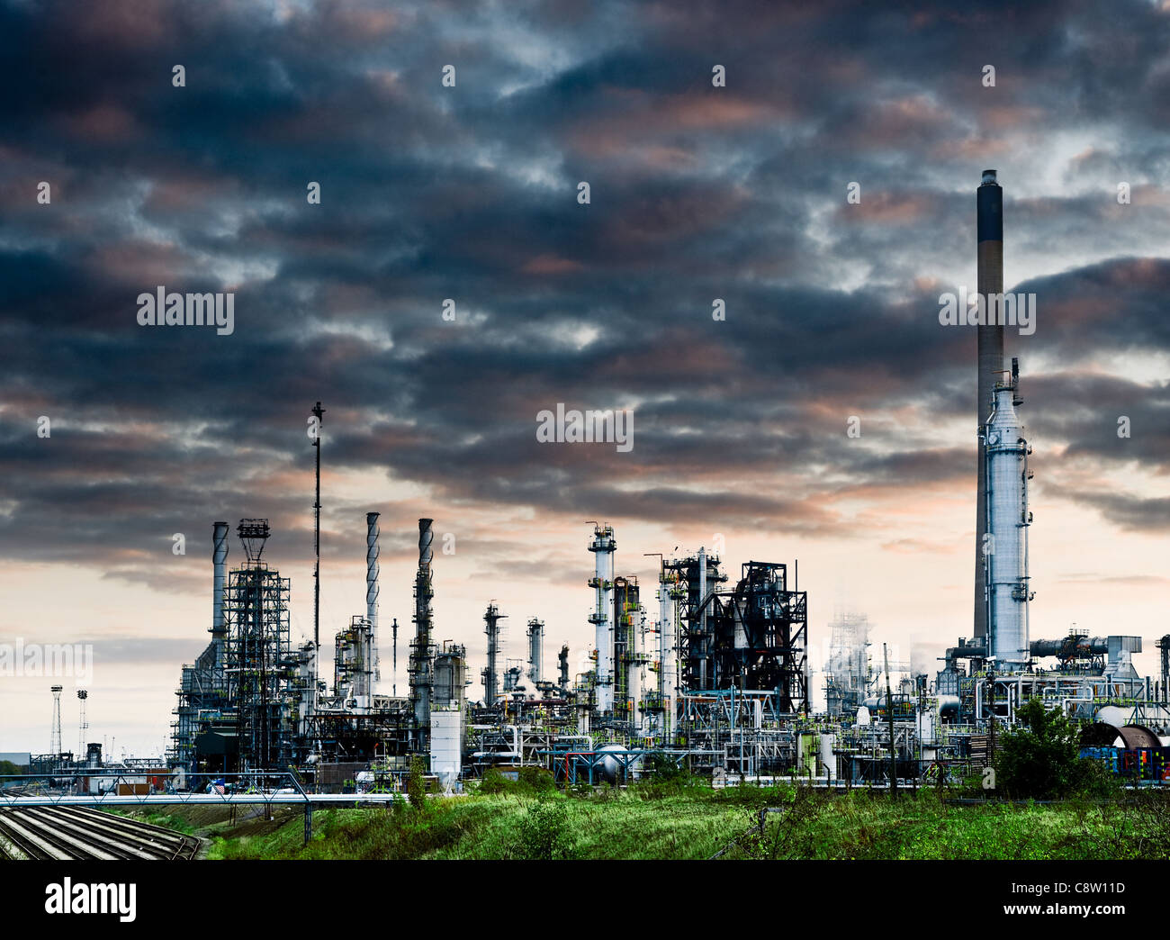 Refinery System High Resolution Stock Photography and Images - Alamy