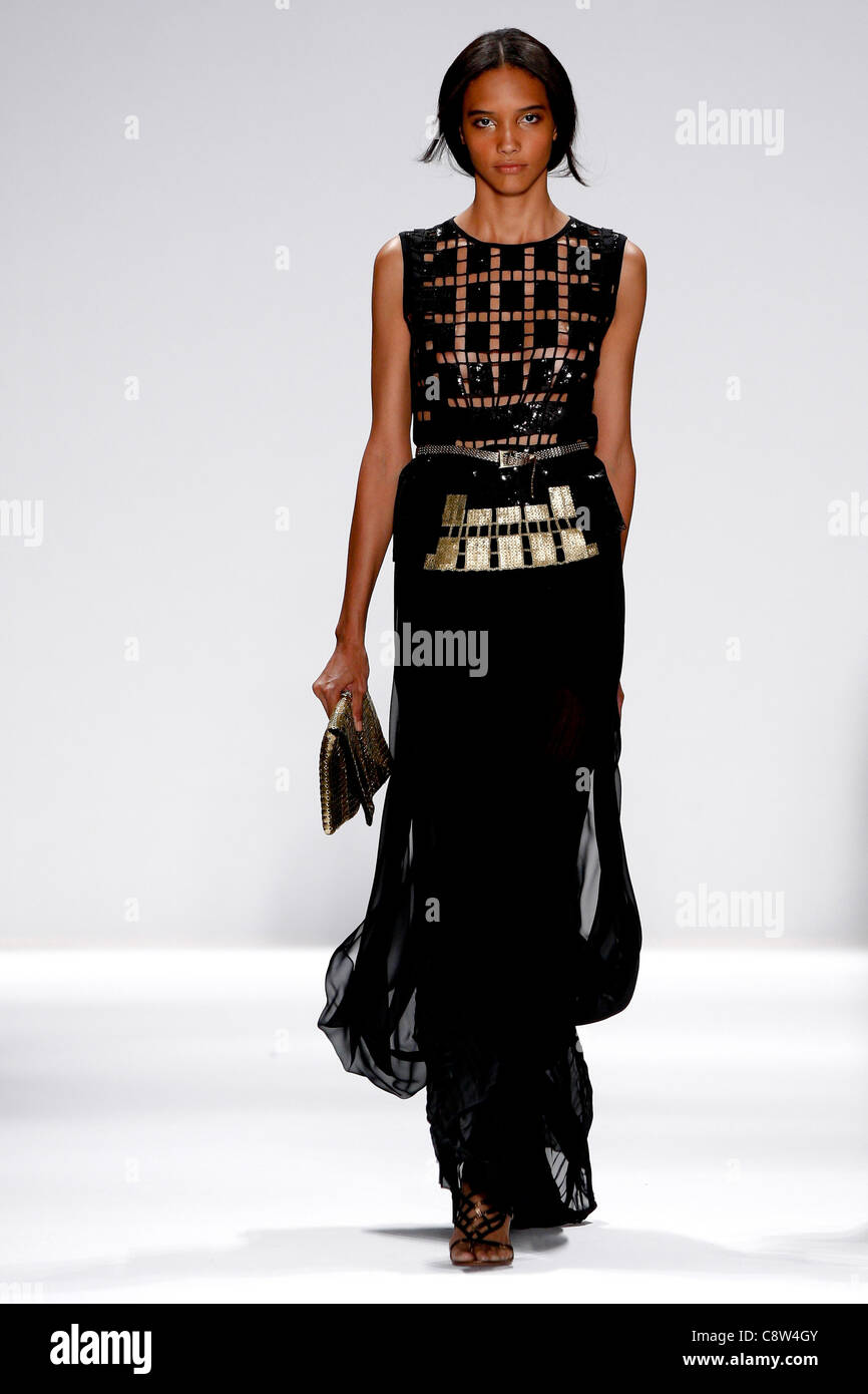 Elie tahari designer hi-res stock photography and images - Alamy