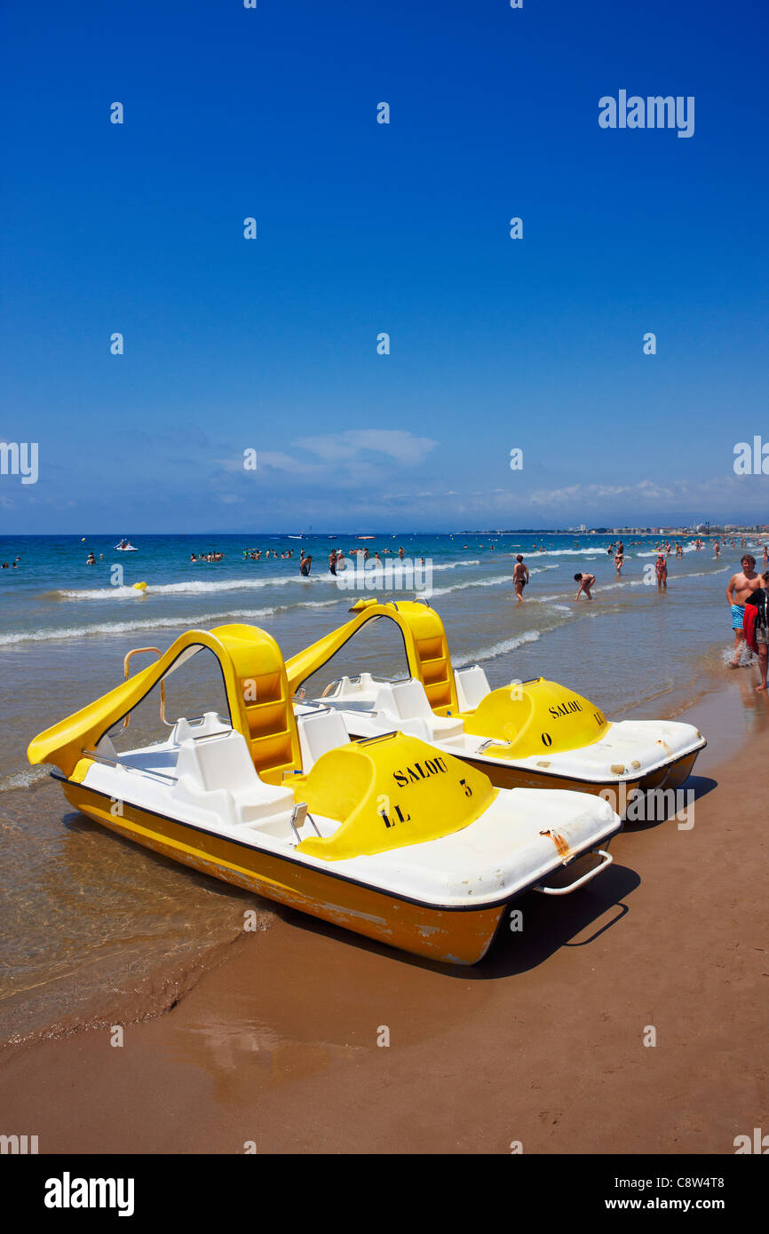 Boat salou spain hi-res stock photography and images - Alamy