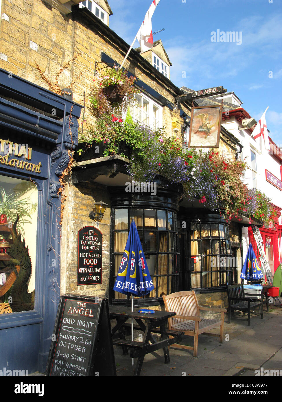 British Pub Signs Stock Photos & British Pub Signs Stock Images - Alamy