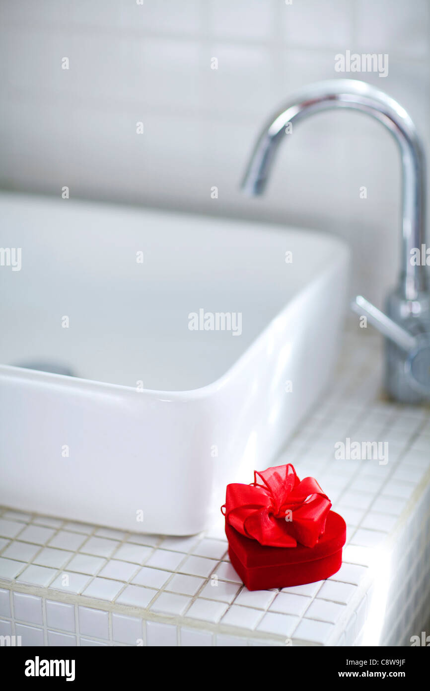 Vertical shot single near hi-res stock photography and images - Alamy