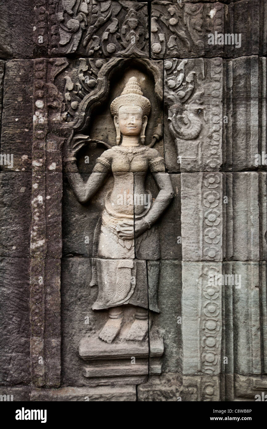 Khmer Apsara Statues