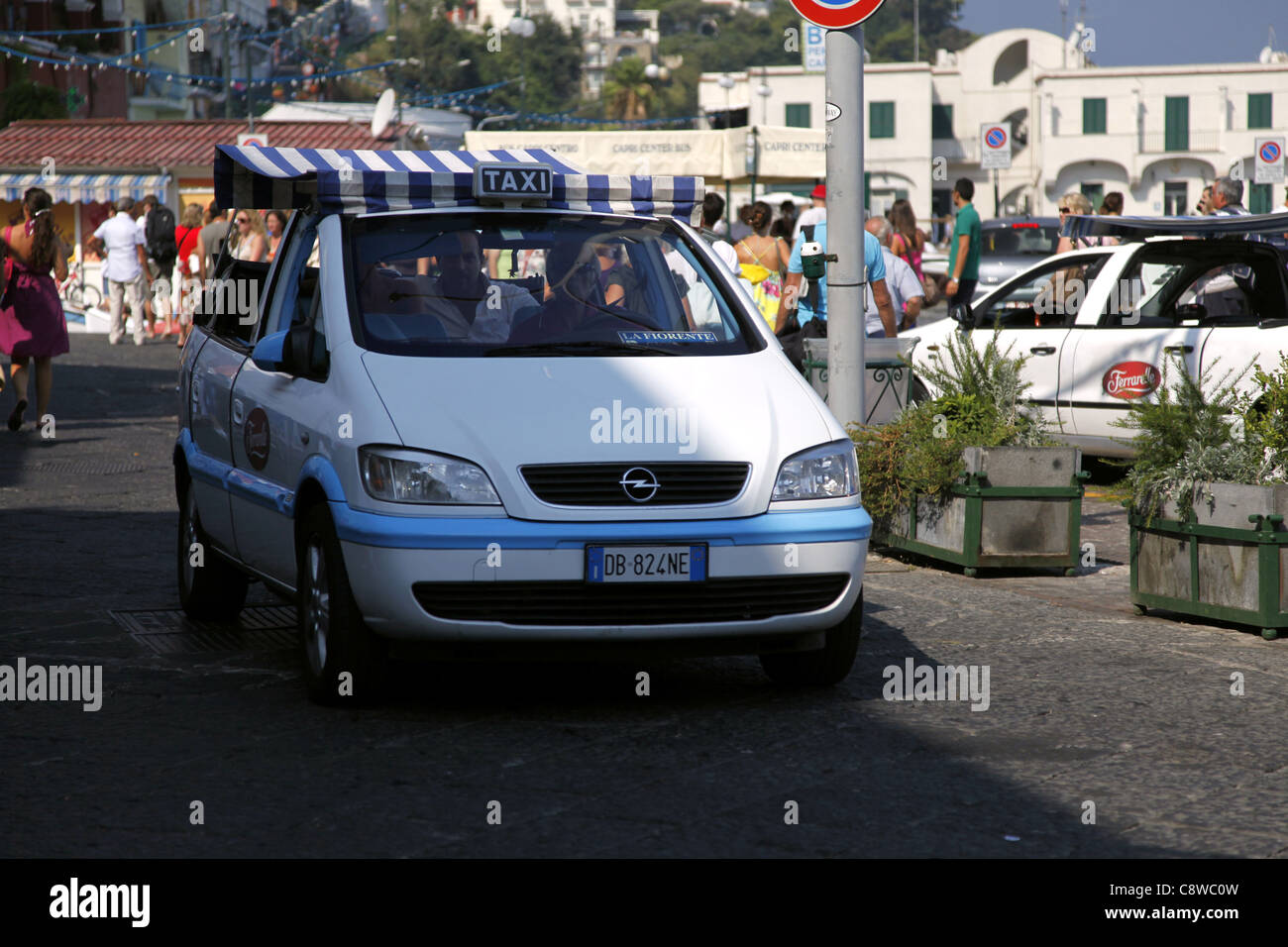 Capri Taxi Stock Photos & Capri Taxi Stock Images - Alamy