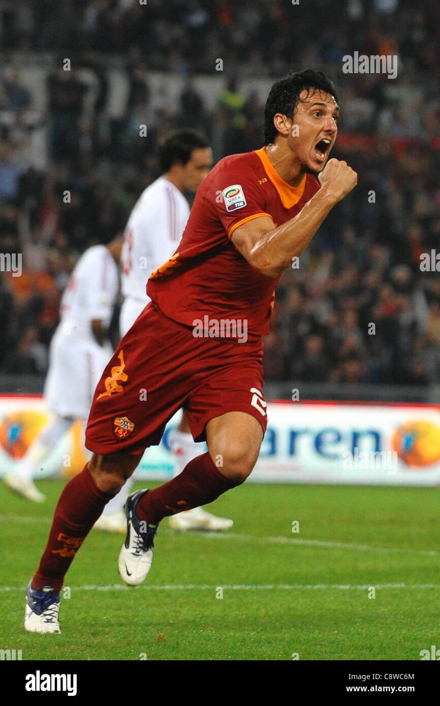 29 10 2011 Celebration from Nicolas Burdisso After his Goal Stadio ...