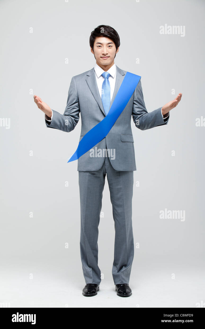 Wearing sash hi-res stock photography and images - Alamy