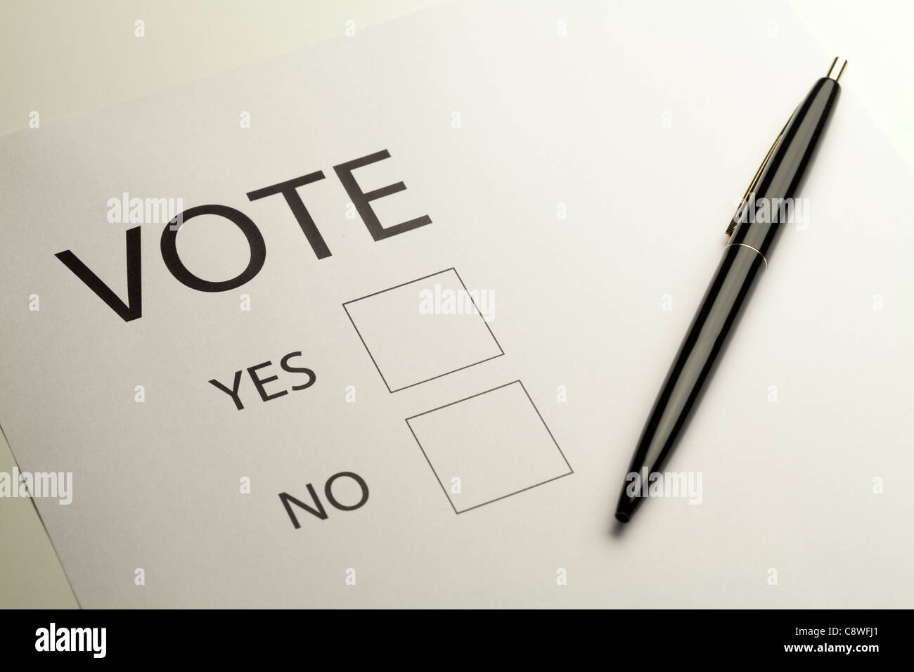 Check box hi-res stock photography and images - Alamy