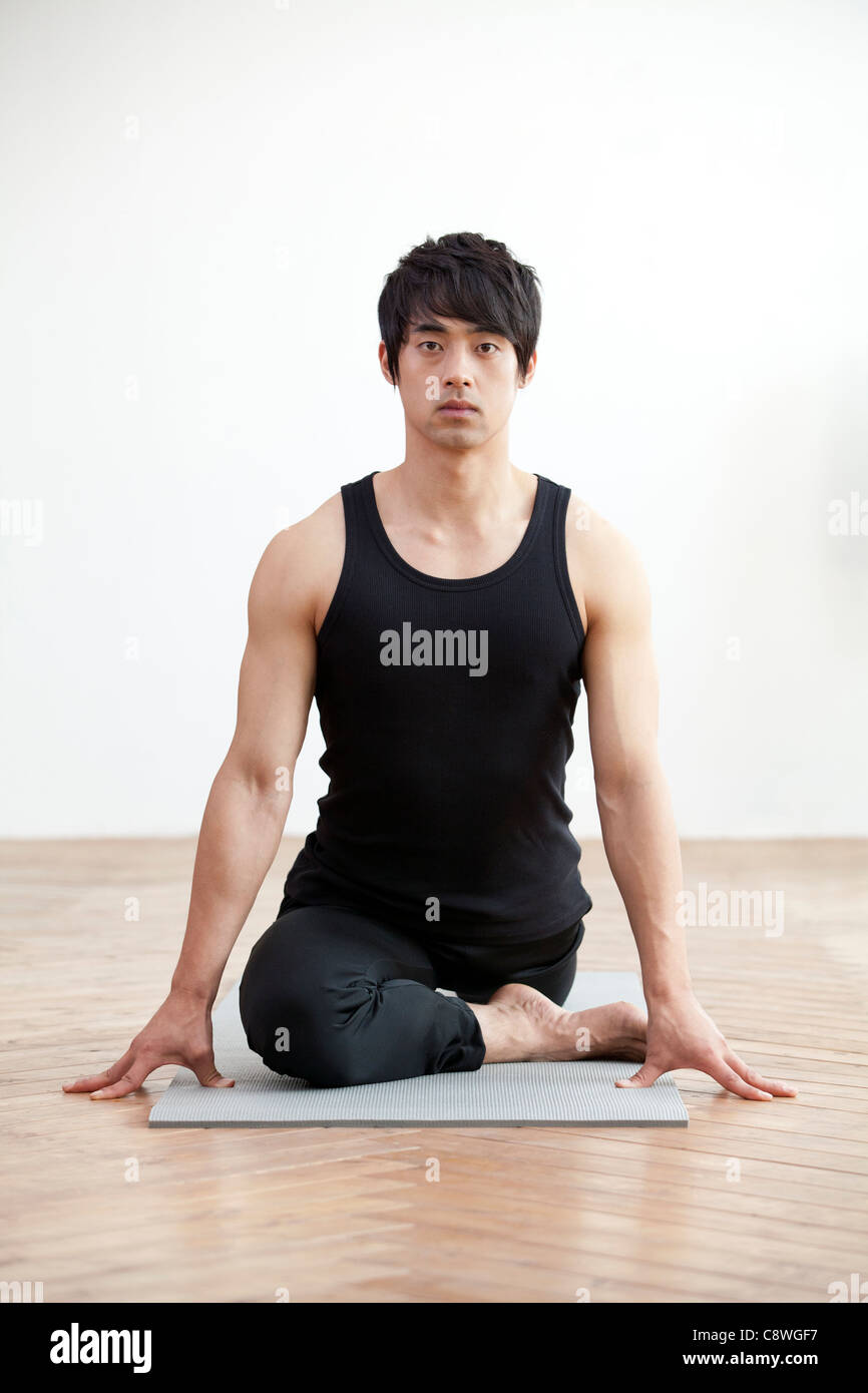 Asian Man Doing Exercise Stock Photo - Alamy