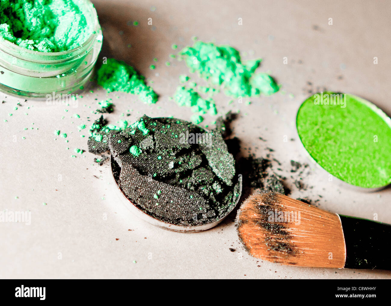 eyeshadow makeup Stock Photo - Alamy