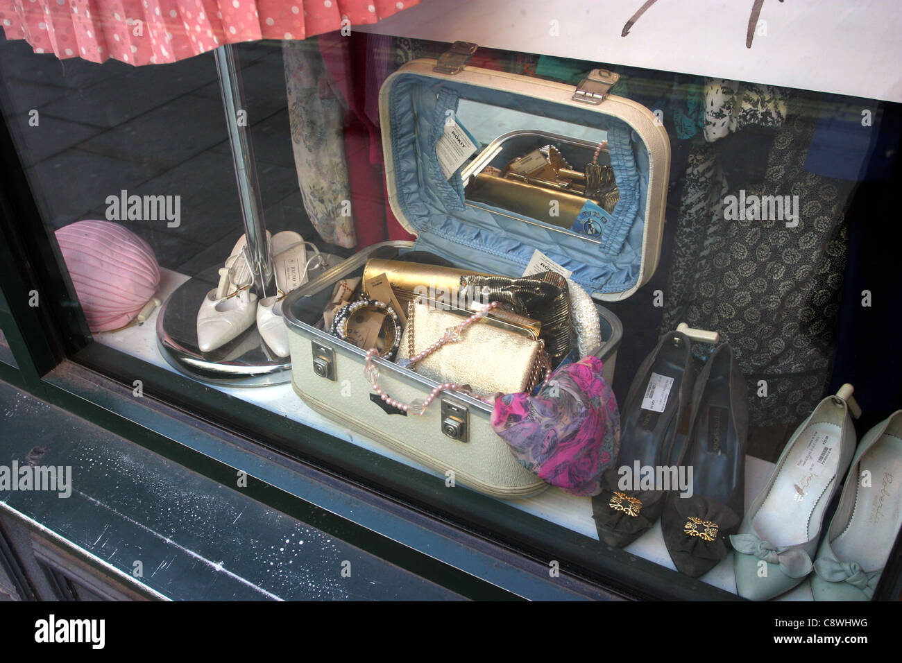 Best Vintage Clothing East London at Ronald Wooton blog