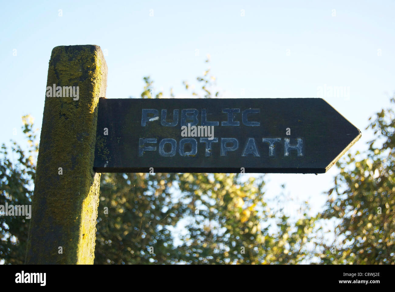 Public footpath sign Stock Photo - Alamy