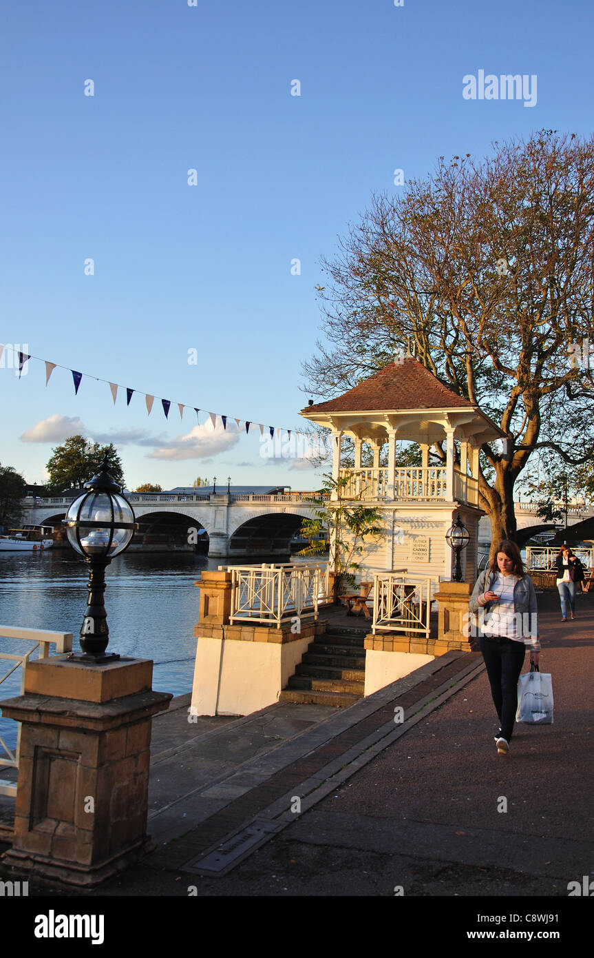 Upon steps hi-res stock photography and images - Alamy