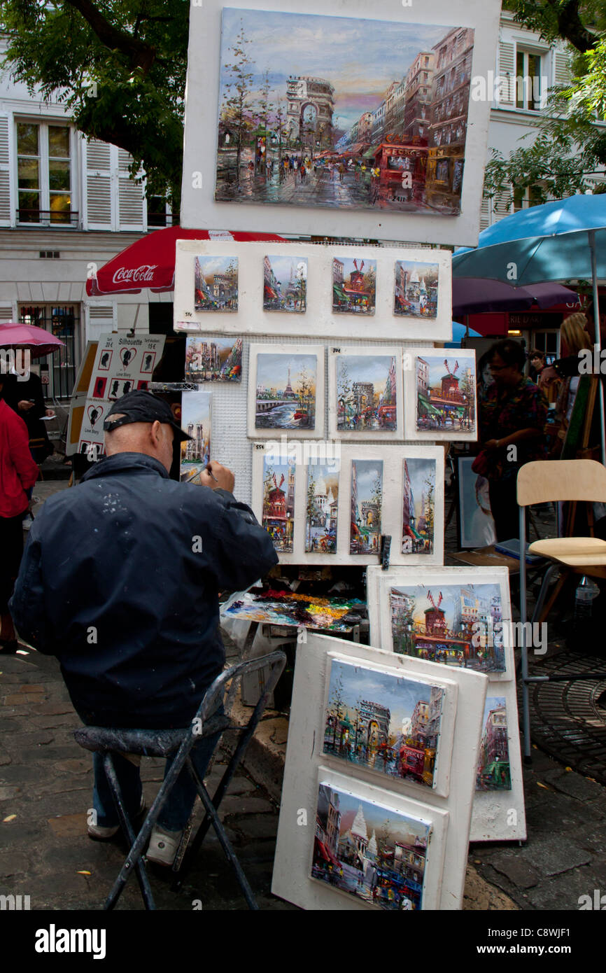 Artist at work in Montmartre, Paris Stock Photo - Alamy