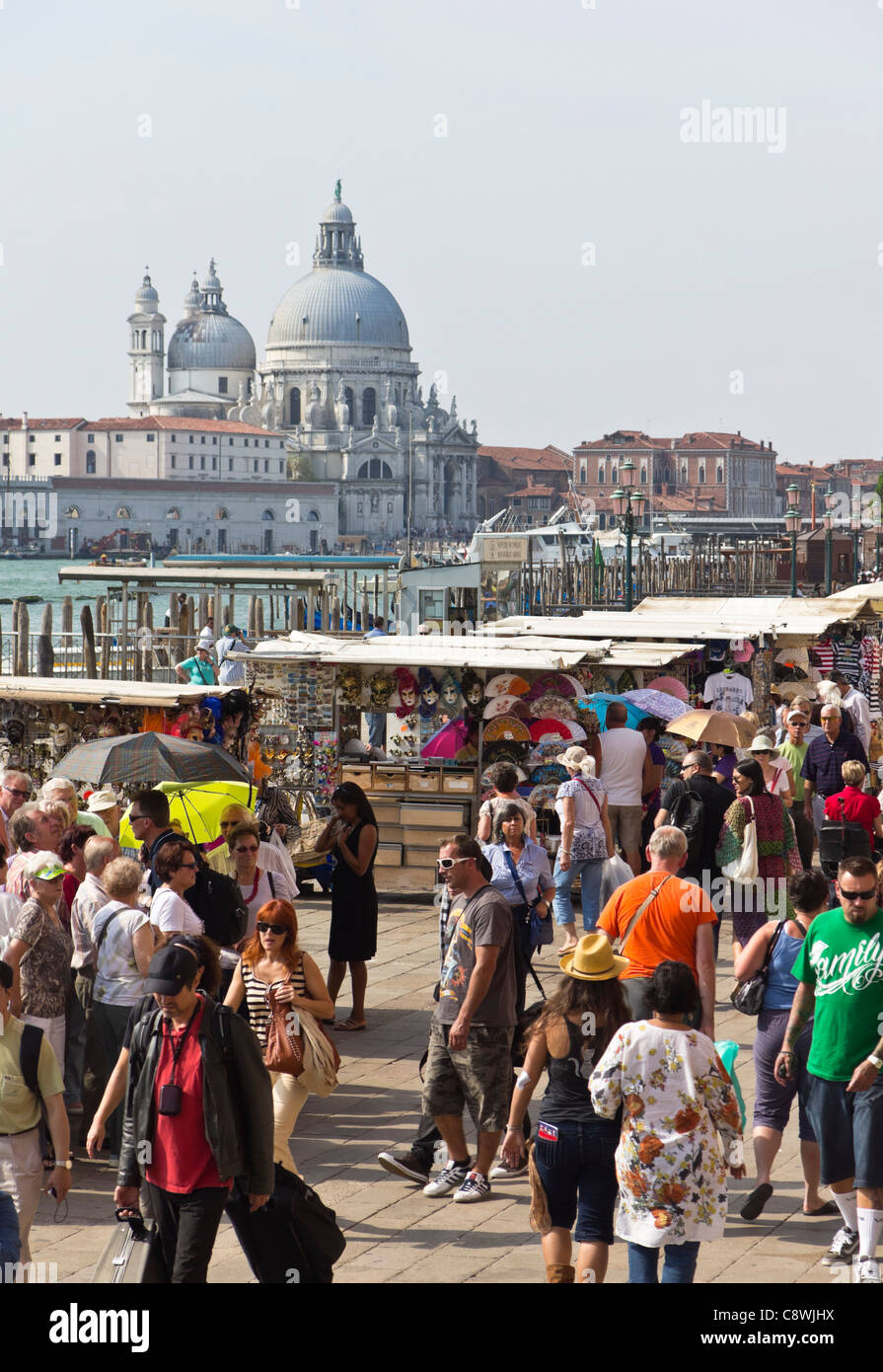 Venice crowds hi-res stock photography and images - Alamy