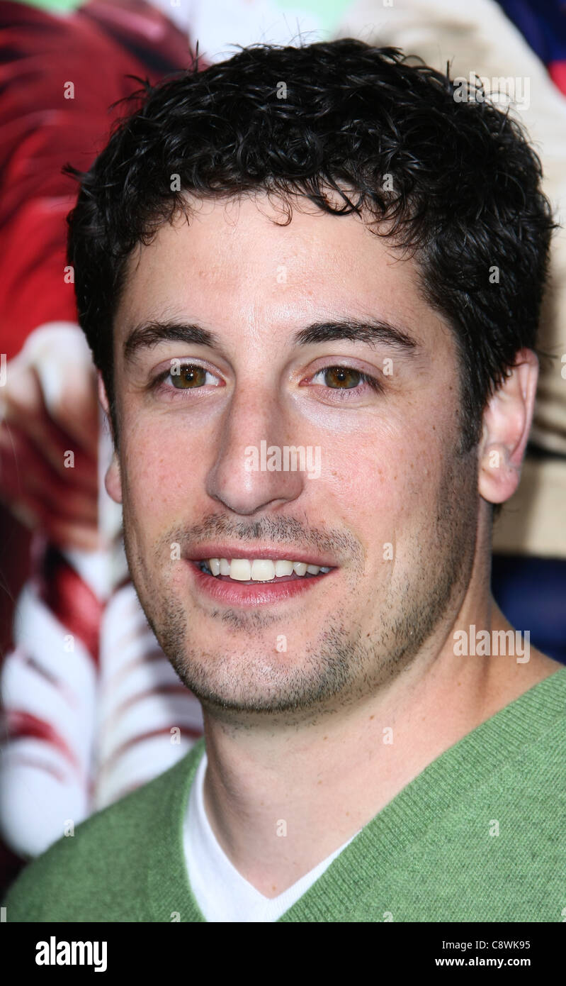 JASON BIGGS A VERY HAROLD AND KUMAR 3D CHRISTMAS. NEW LINE CINEMA ...