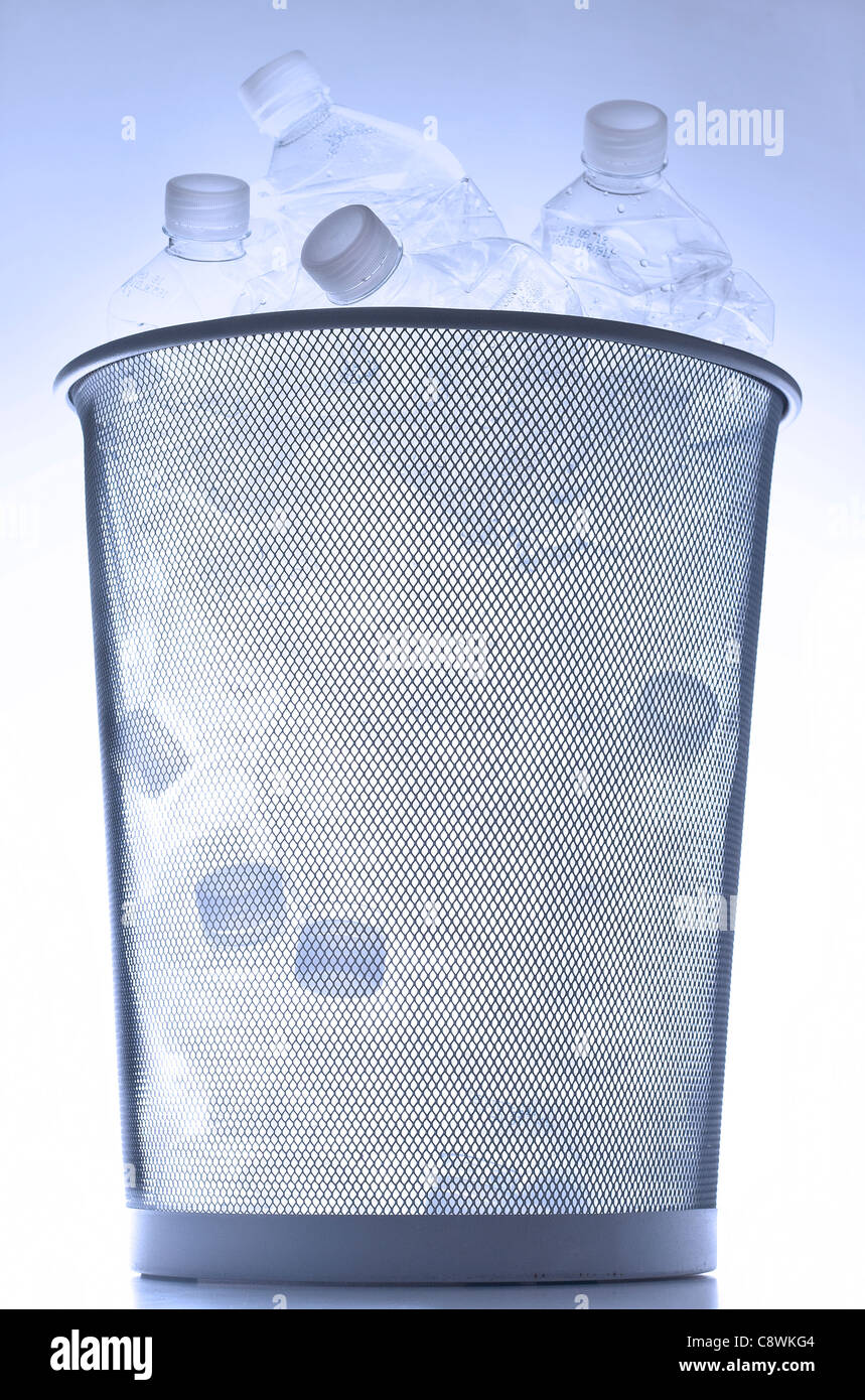 Plastic thrown away hi-res stock photography and images - Alamy