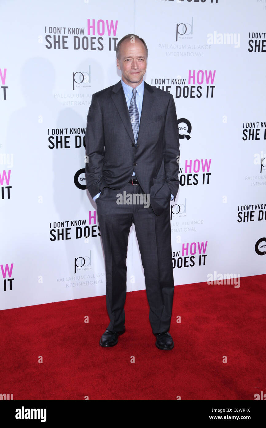 Douglas McGrath arrivals I DON''T KNOW HOW SHE DOES IT Premiere Loews ...