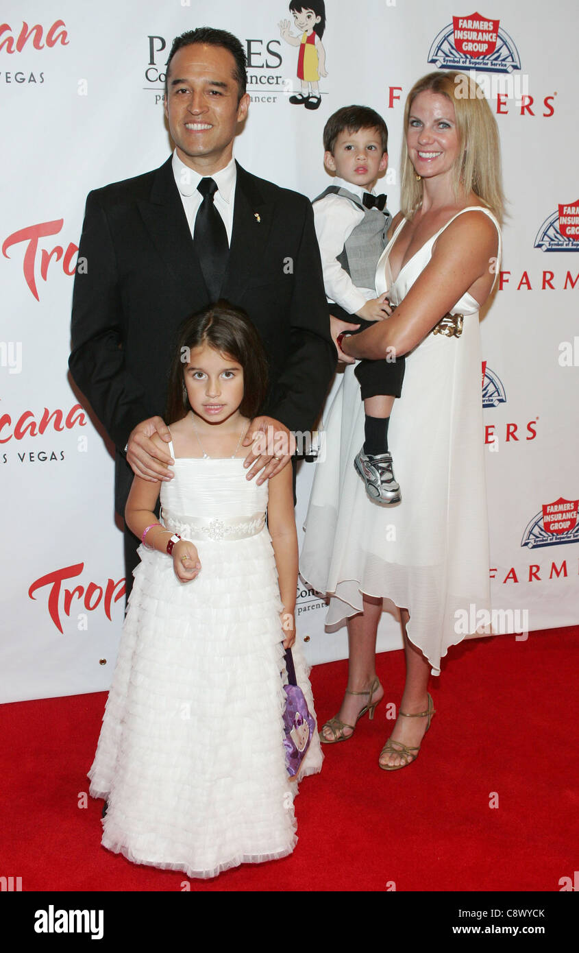 Francisco Pinto, Family in attendance for PADRES Contra El Cancer 'El ...