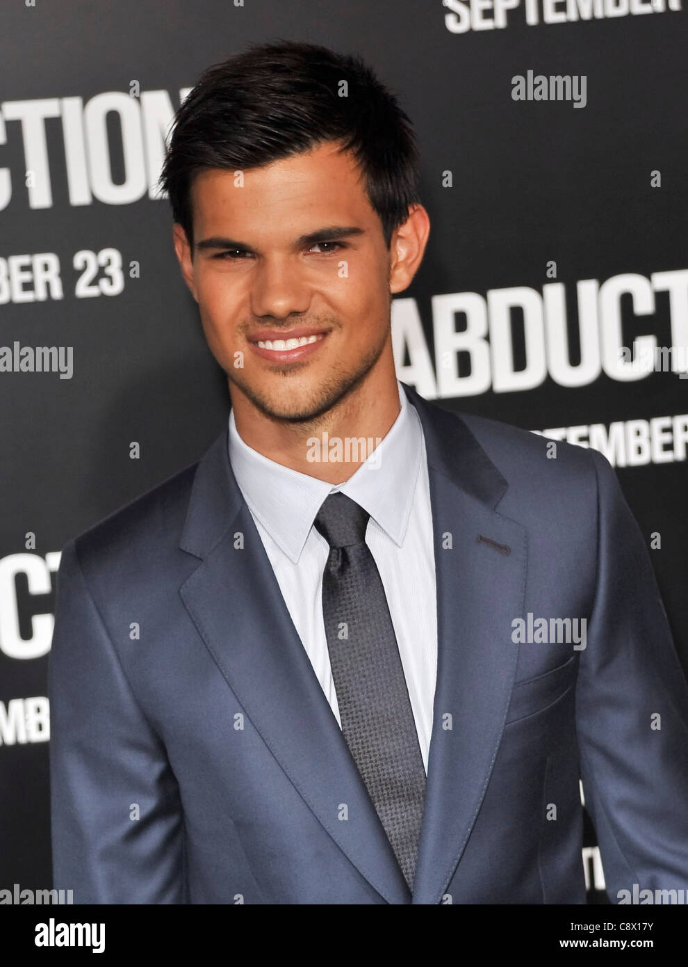 Taylor Lautner at arrivals for ABDUCTION Premiere, Grauman's Chinese ...