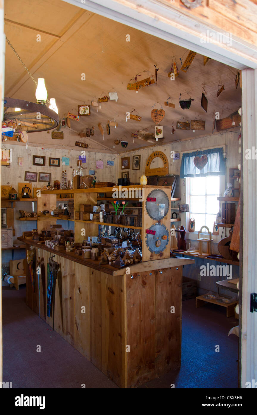 Ghost store hi-res stock photography and images - Alamy