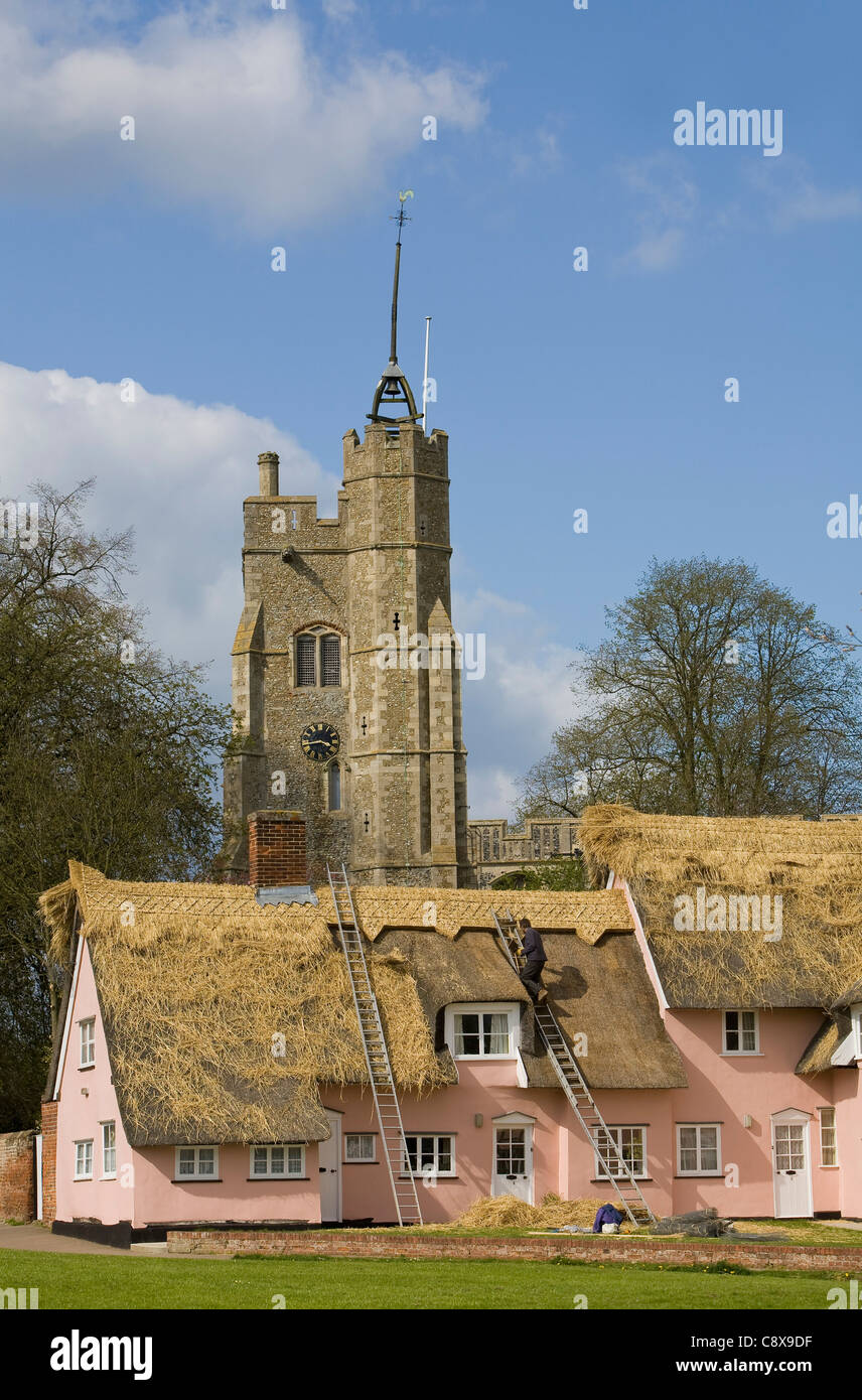 Repairing thatched roof hi-res stock photography and images - Alamy