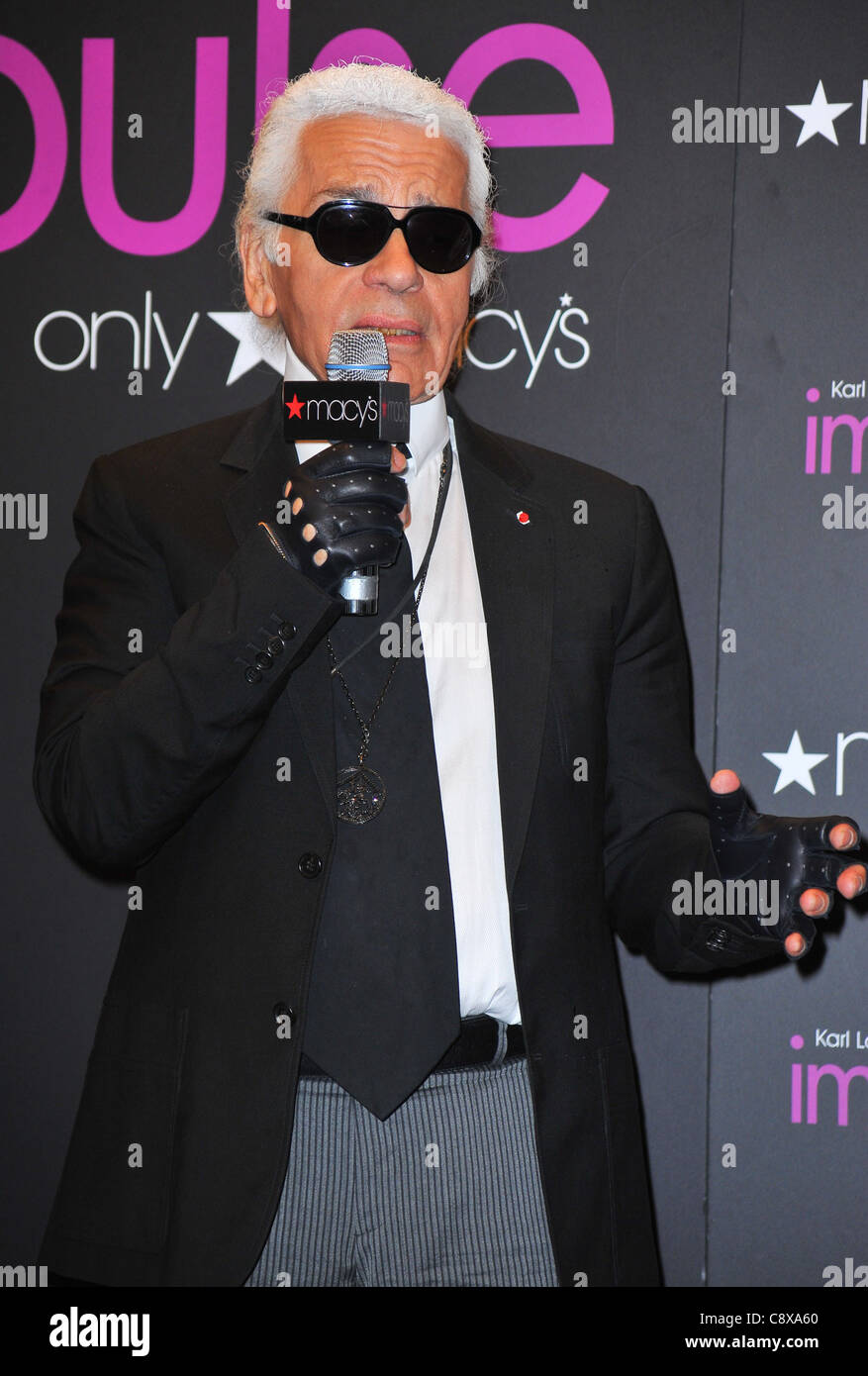 Karl Lagerfeld in-store appearance Karl Lagerfeld Chanel Collection ...