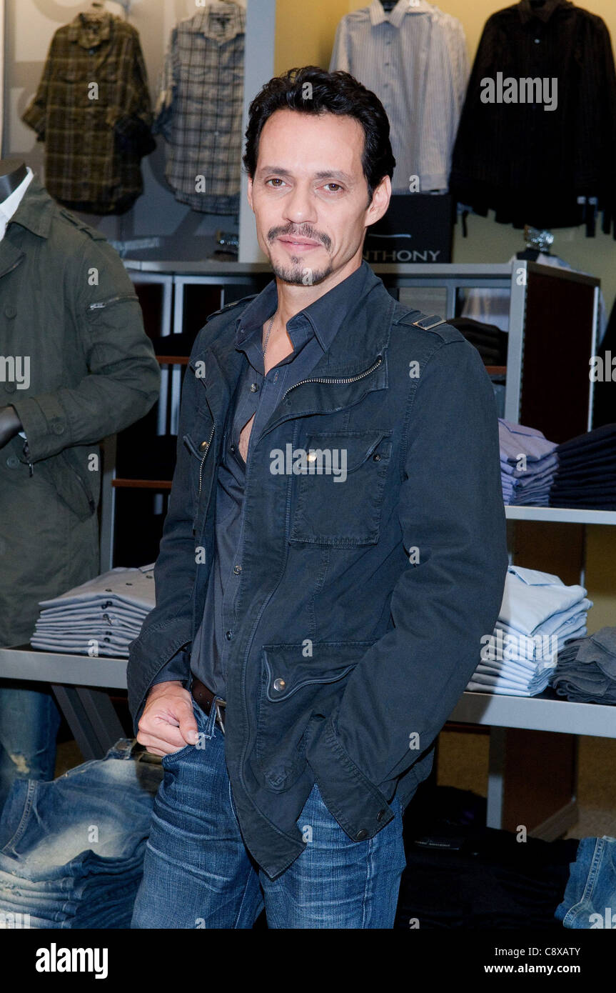 Marc Anthony in-store appearance Marc Anthony Collection Launch Kohl's ...