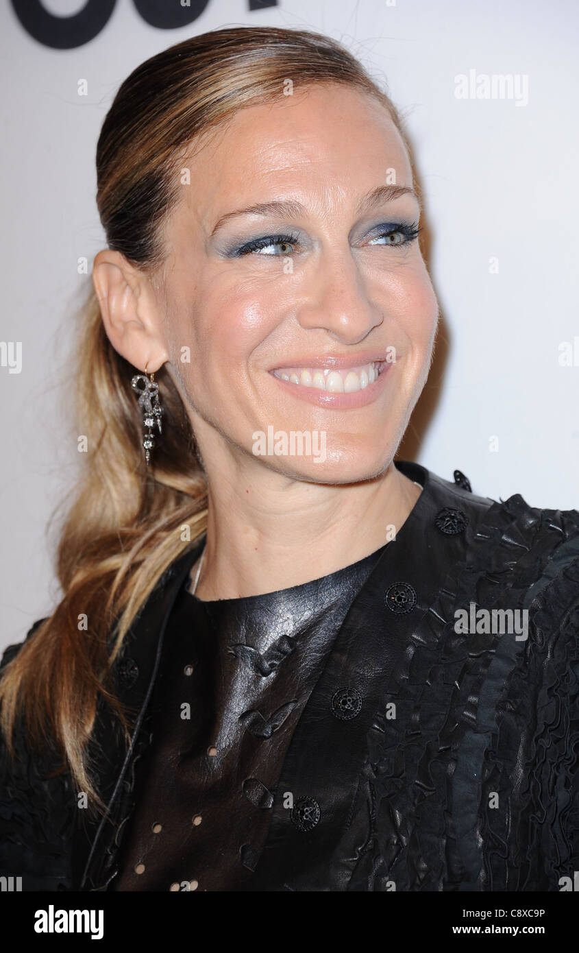 Sarah Jessica Parker public appearance QVC''s Fashion''s Night Out ...