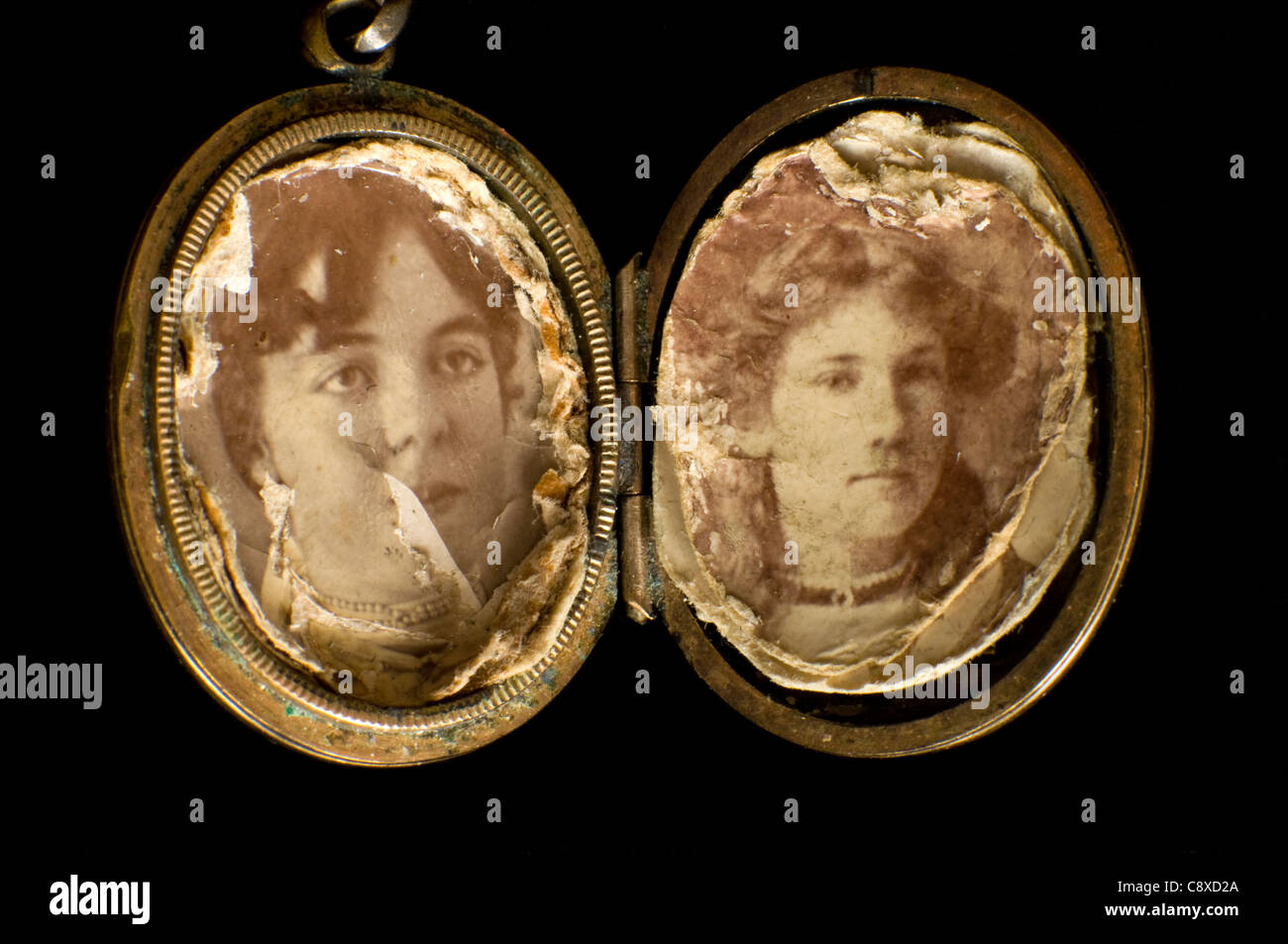 locket with personal photos Stock Photo - Alamy