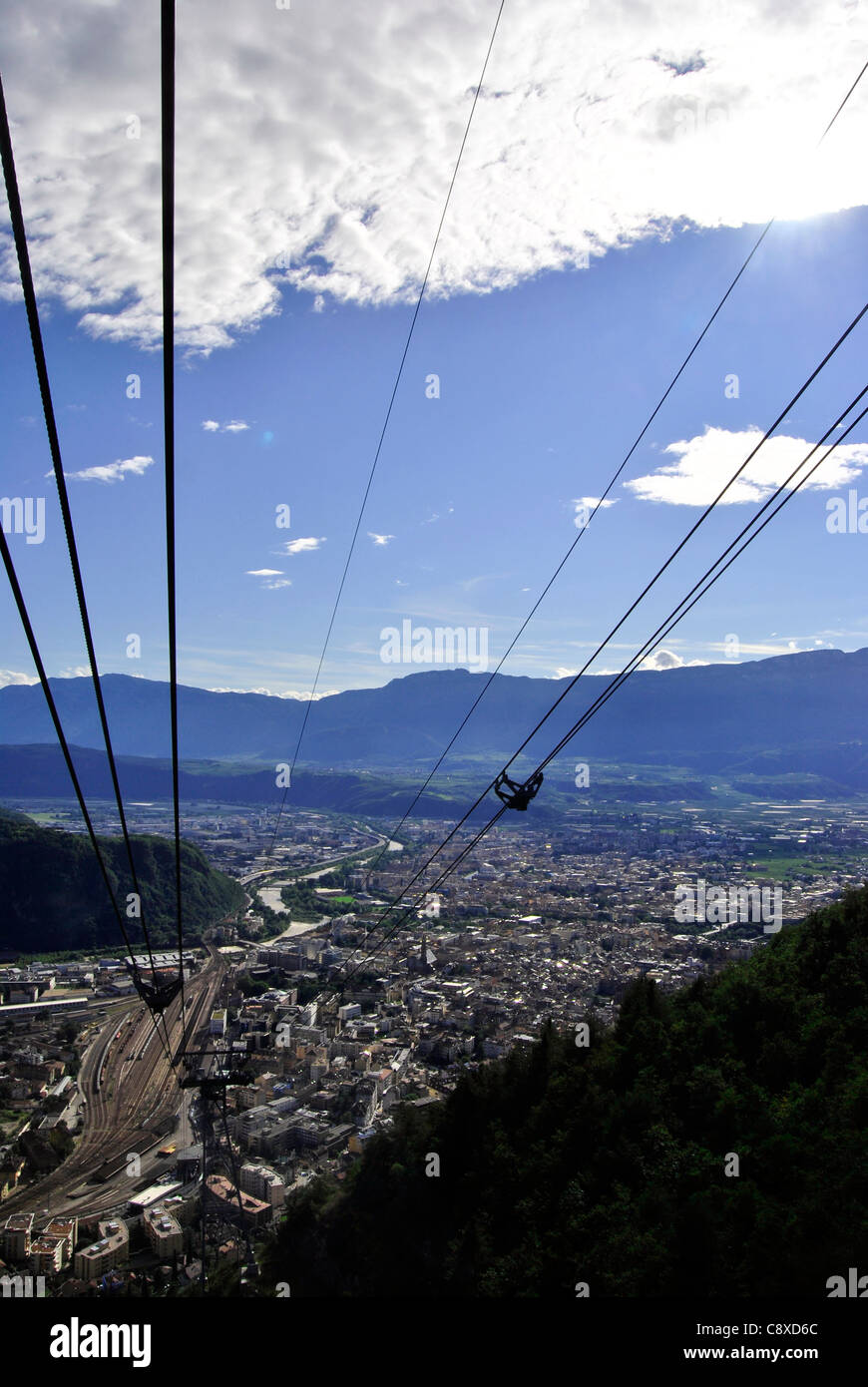 Bozen cable car hi-res stock photography and images - Alamy