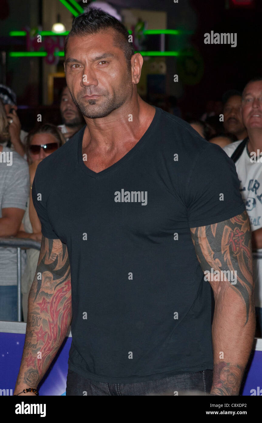 [RAW Spoilers] What's up with Triple H's head? : r/SquaredCircle