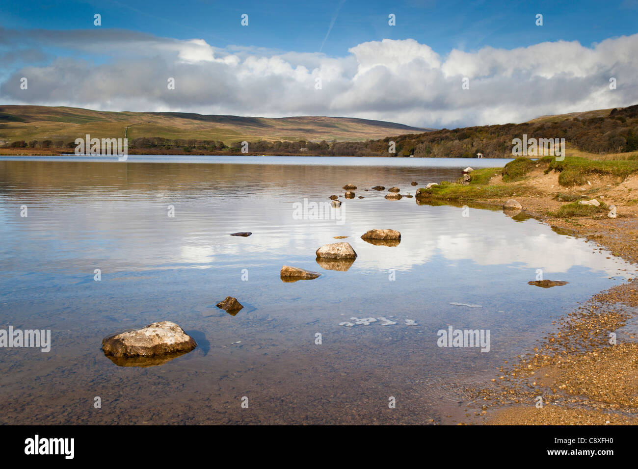 Malham tarn hi-res stock photography and images - Alamy