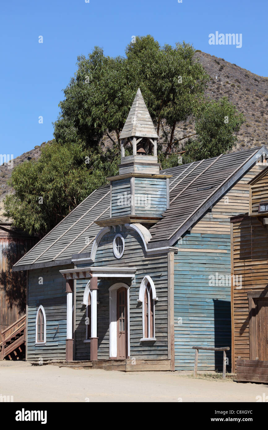 Traditional american church hi-res stock photography and images - Alamy