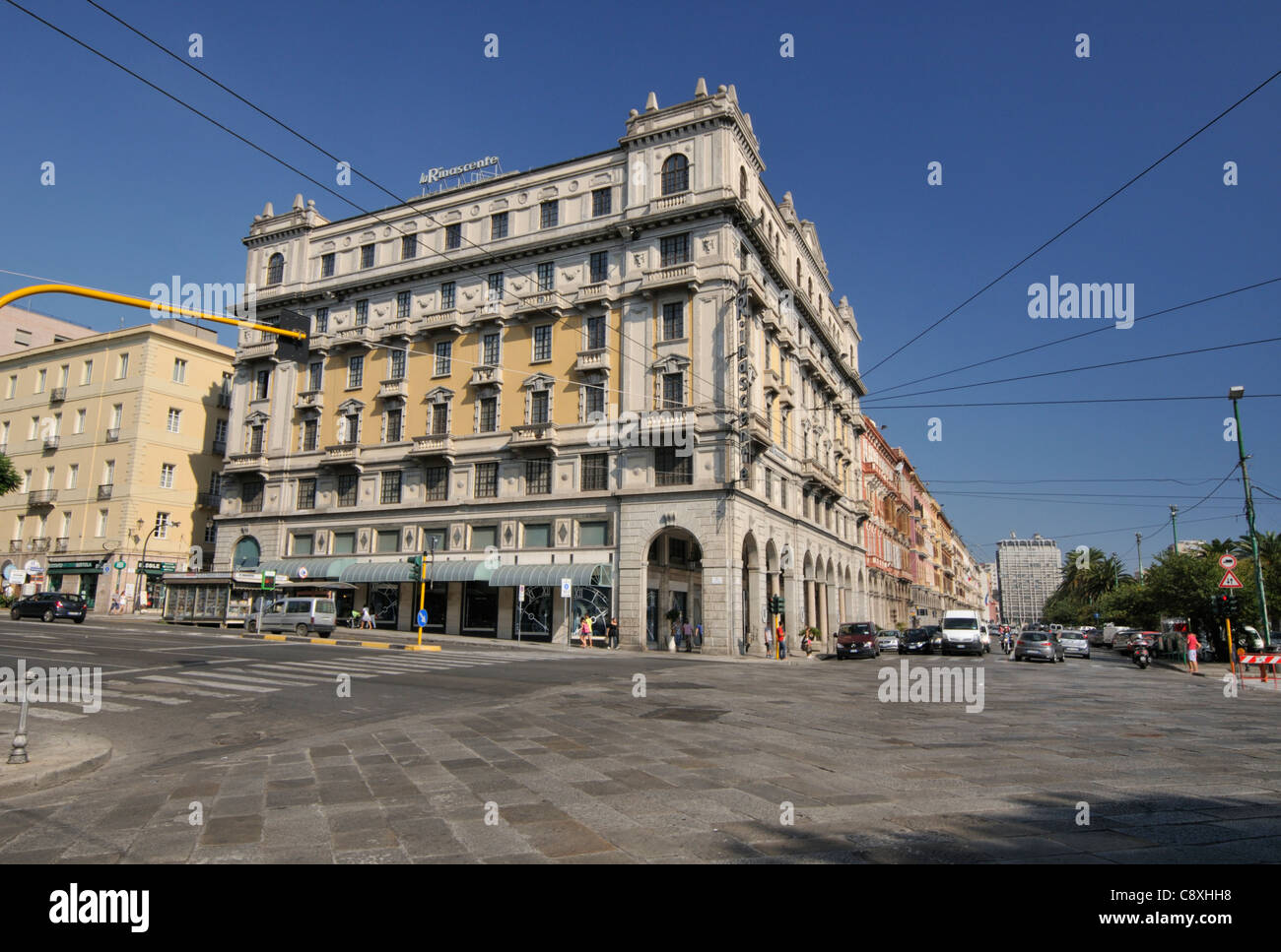 La rinascente cagliari hi-res stock photography and images - Alamy