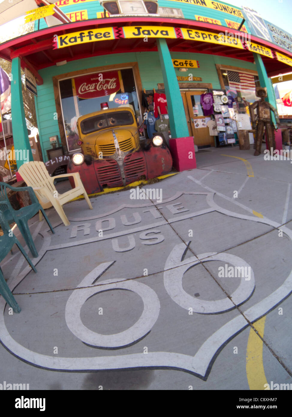 Gift shop at the route 66 hi-res stock photography and images - Alamy