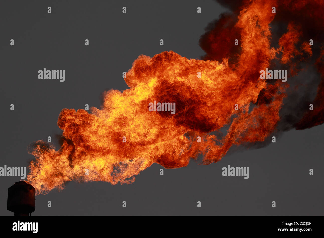 Flaring fire hi-res stock photography and images - Alamy