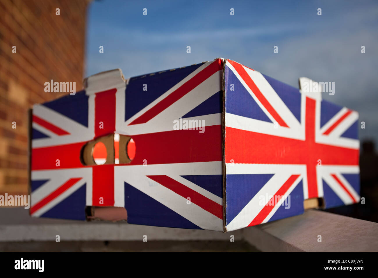 British flag, Union Jack carton box Stock Photo - Alamy