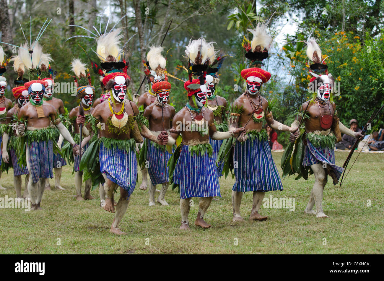 Tribal performers from the Anglimp District in Waghi Province Western ...