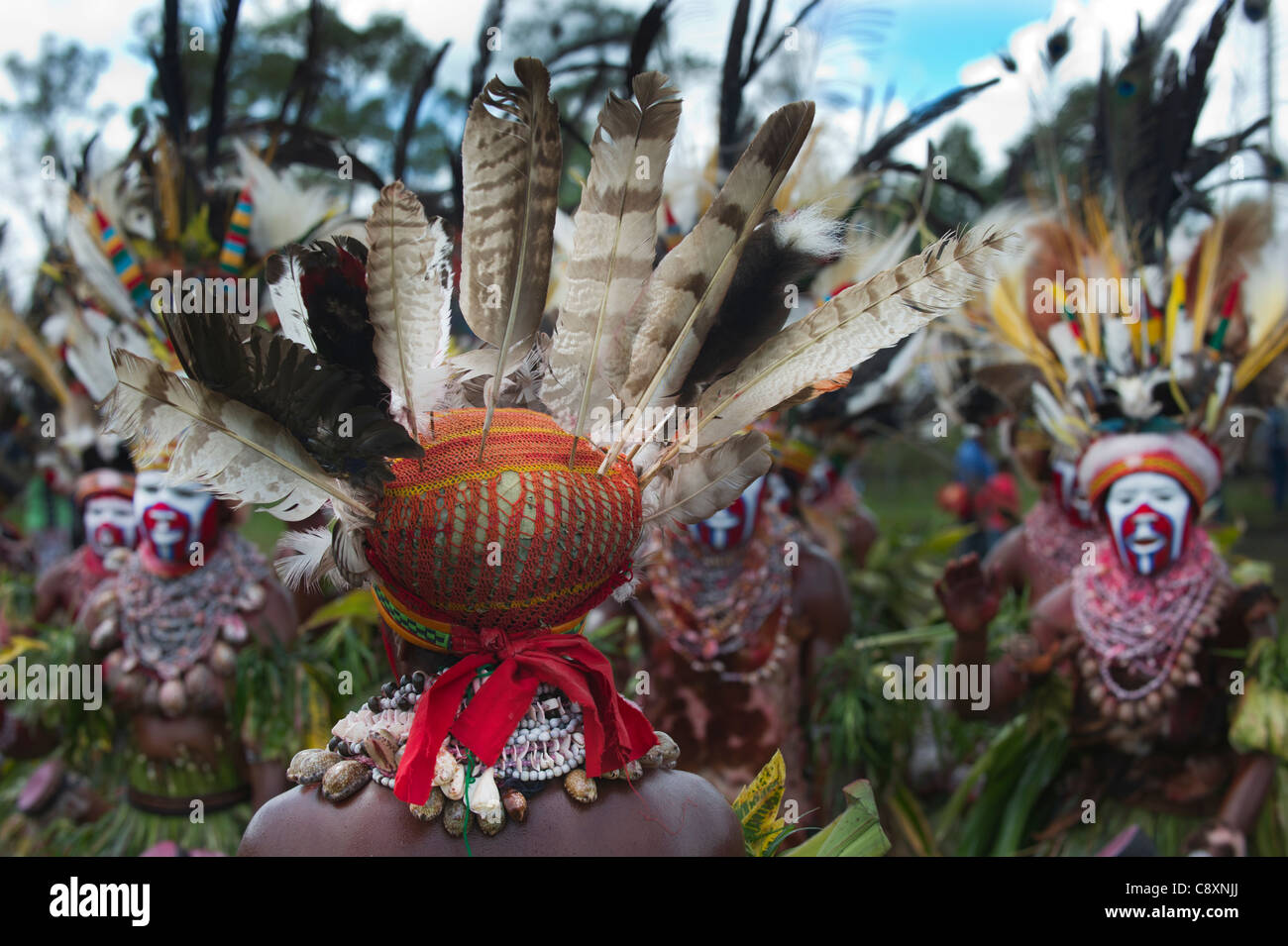 Western Highlanders at Hagen Show Western Highlands Papua New Guinea ...