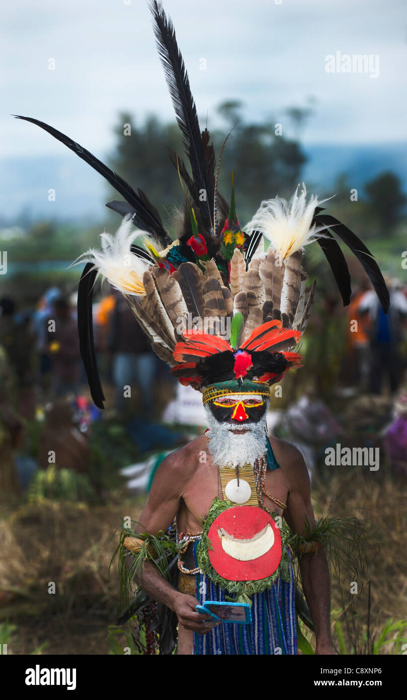 Western Highlanders at Hagen Show Western Highlands Papua New Guinea ...
