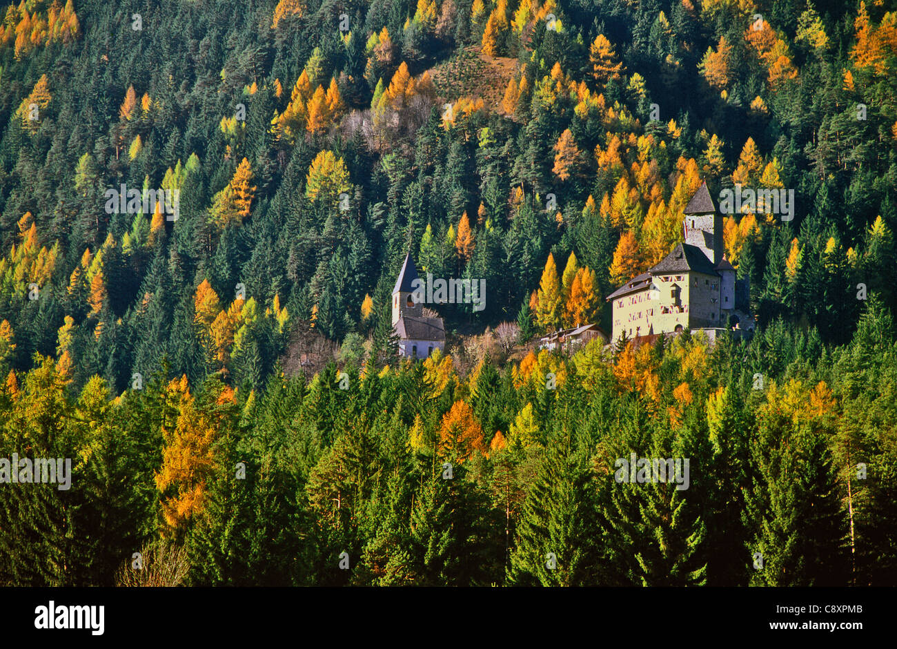 Castello in val pusteria hi-res stock photography and images - Alamy