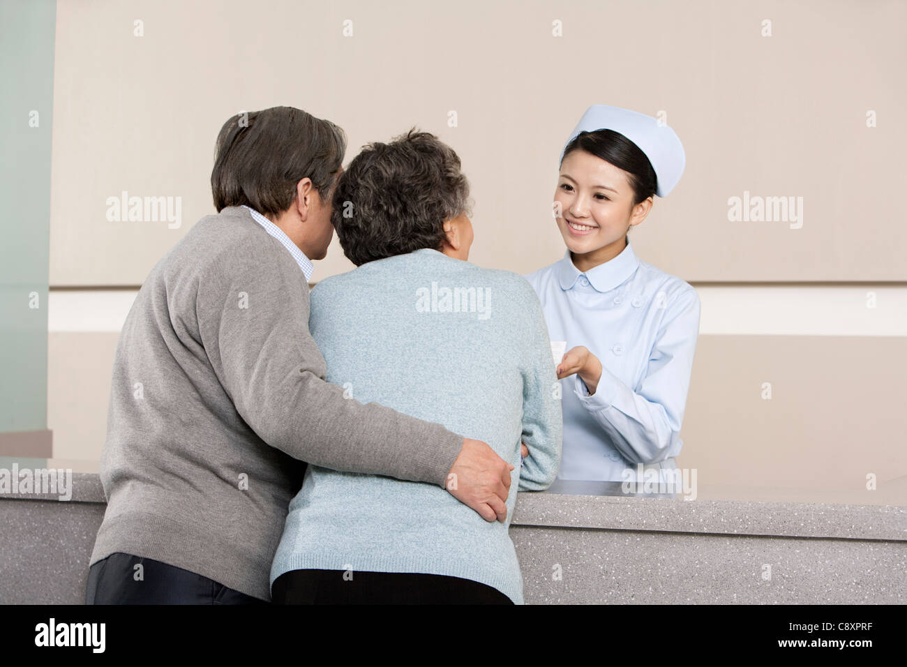 Nurses discussion copy space hi-res stock photography and images - Alamy