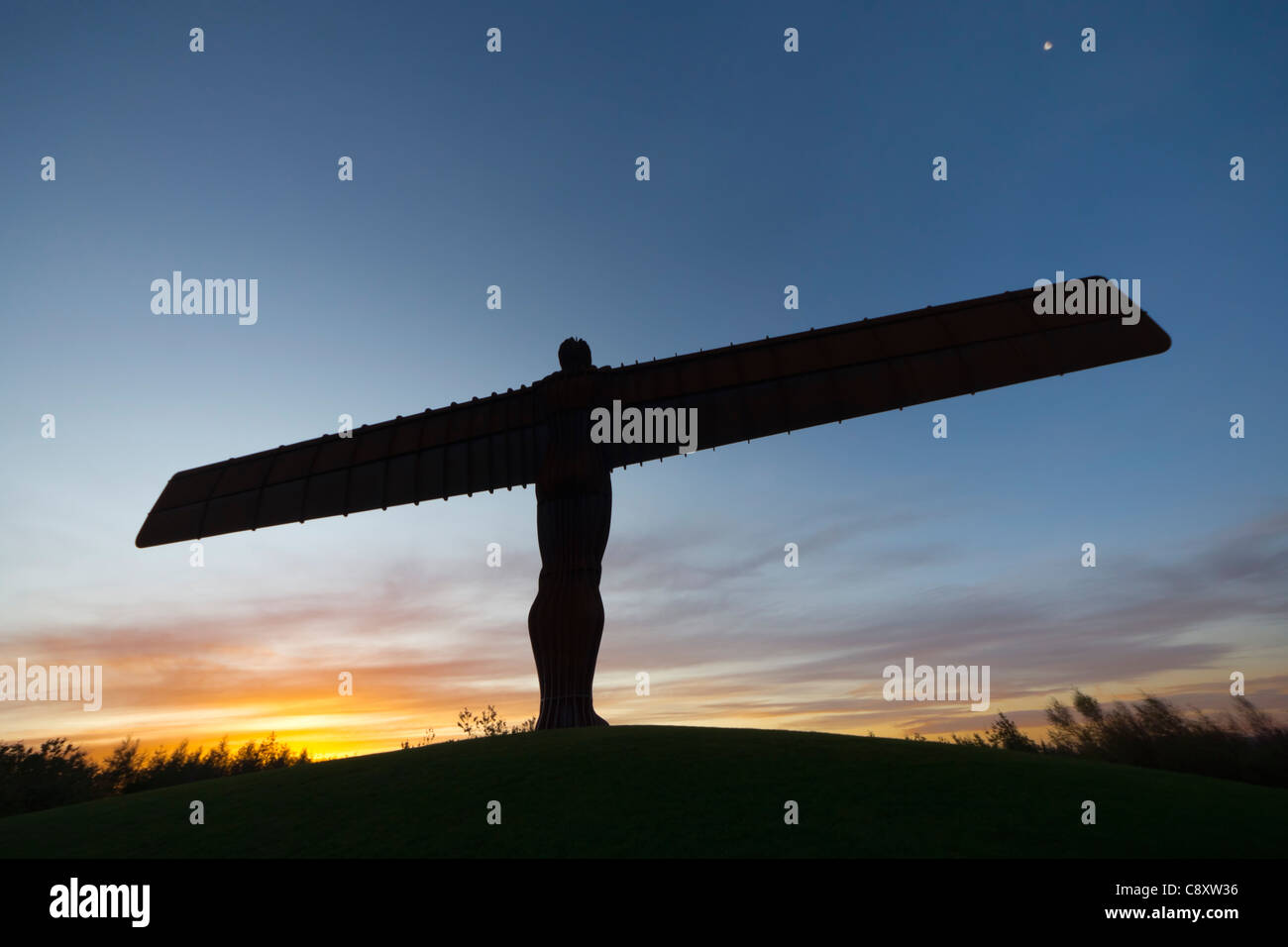 The Angel of the North, Gateshead, UK - iconic landmark giant steel ...