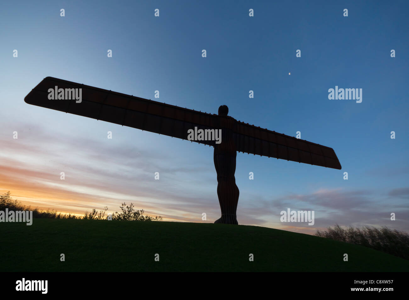 The Angel of the North, Gateshead, UK - iconic landmark giant steel ...