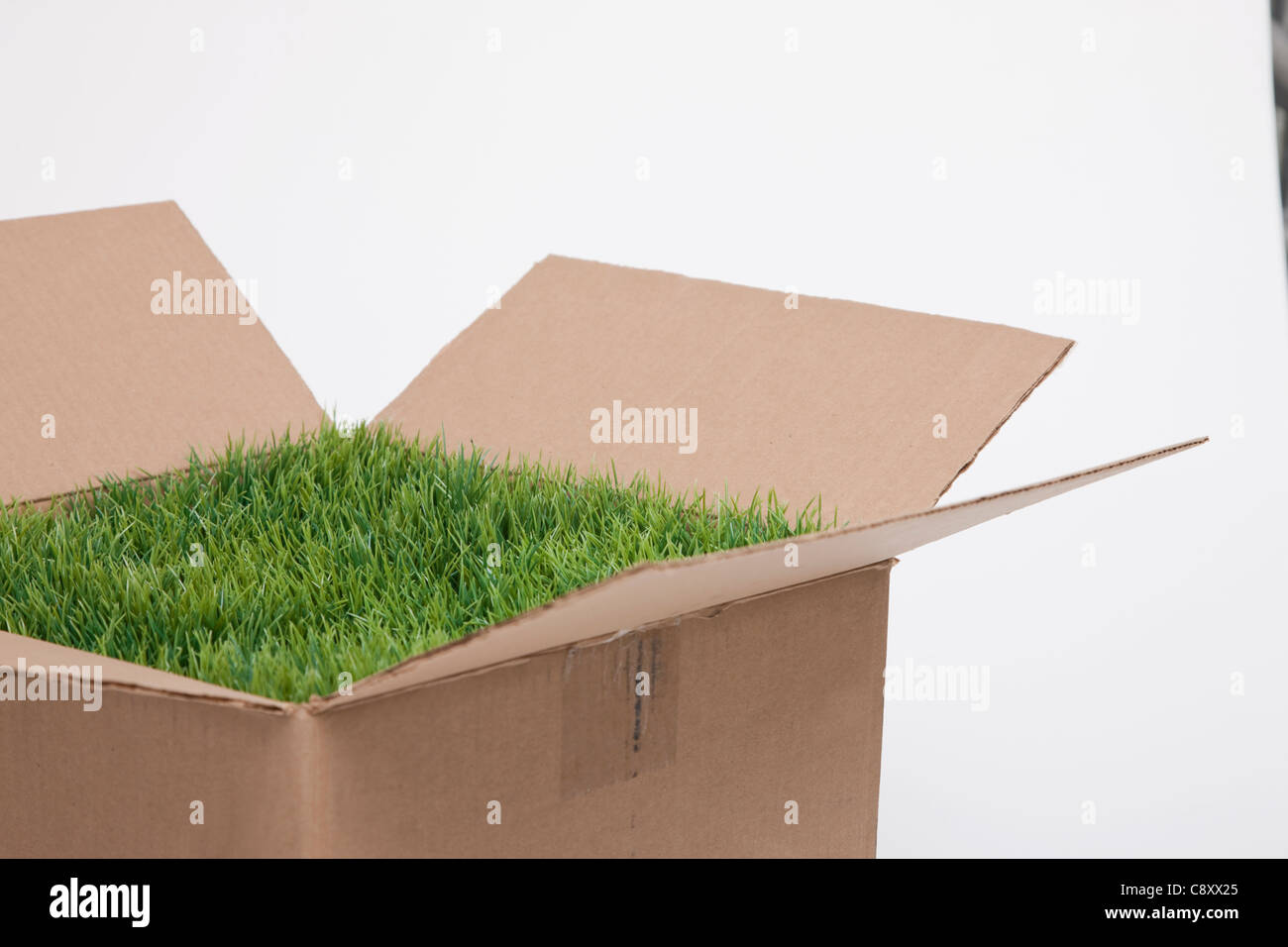 Carboard box hi-res stock photography and images - Alamy