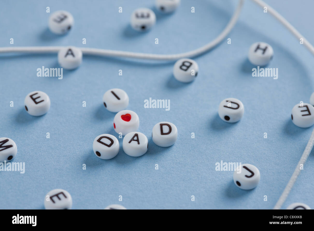 String shape hi-res stock photography and images - Alamy