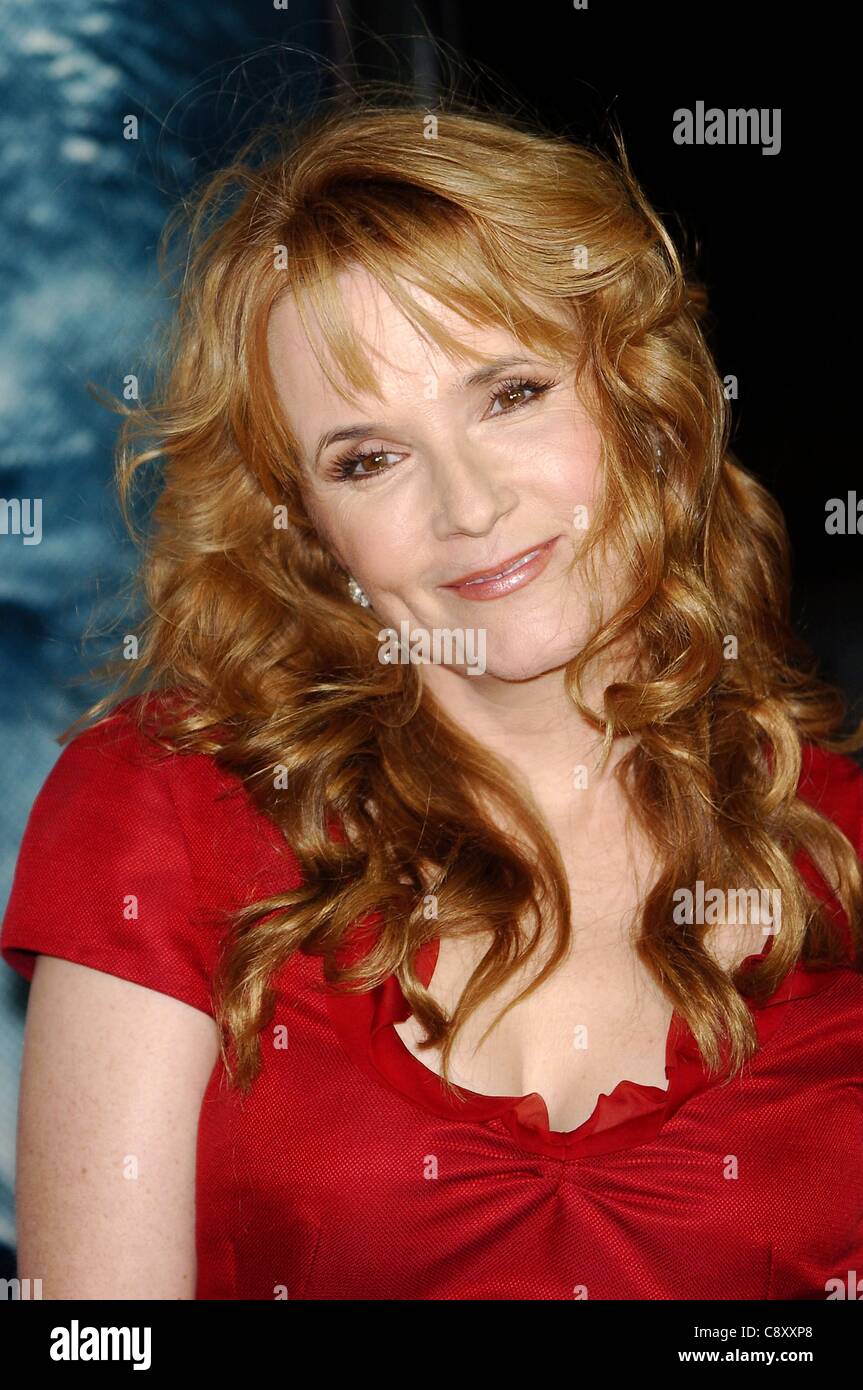 Lea Thompson at arrivals for AFI Fest Opening Night Gala Premiere of J ...