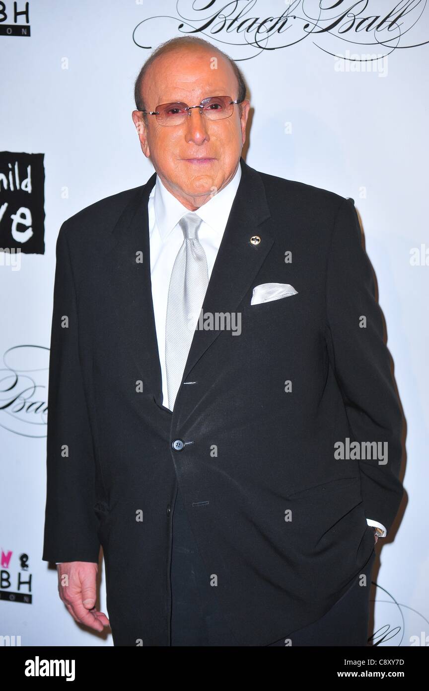 Clive Davis at arrivals for Keep a Child Alive Eighth Annual Black Ball ...